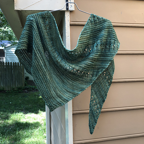 Ravelry: Knitshades (deadly ?) boomerang pattern by Susan Ashcroft