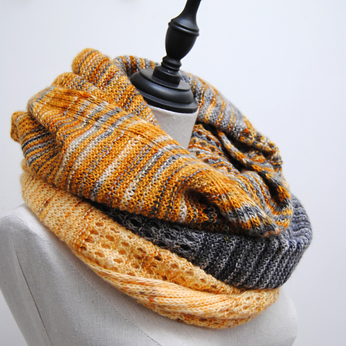 Ravelry: Moon cloud shawl pattern by Artemis Yarns
