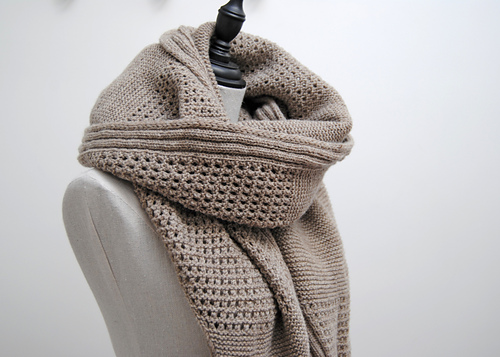 Ravelry: Moon cloud shawl pattern by Artemis Yarns