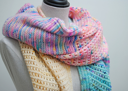 Ravelry: Moon cloud shawl pattern by Artemis Yarns