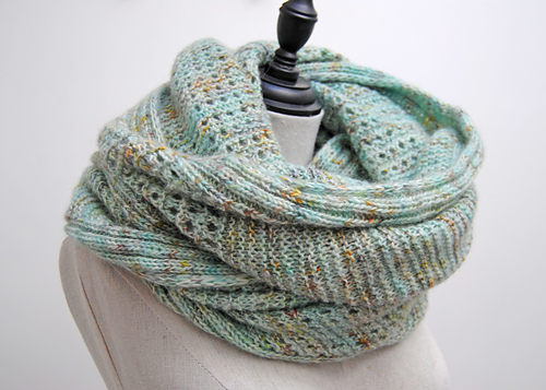 Ravelry: Moon cloud shawl pattern by Artemis Yarns