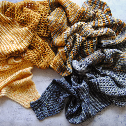 Ravelry: Moon cloud shawl pattern by Artemis Yarns