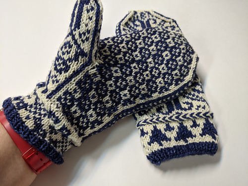 Ravelry: Mitaines Zab'Ame pattern by Isabelle Allard