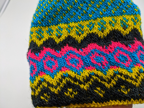 Ravelry: Tuque Merlin pattern by Isabelle Allard