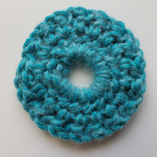 Ravelry: 'X' and 'O' motifs pattern by Arunima Goel