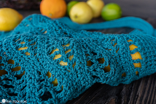 Ravelry: Wave Market Bag pattern by Ashlea Schumaker