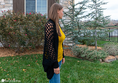 Ravelry: Shady Shell Cocoon pattern by Ashlea Schumaker