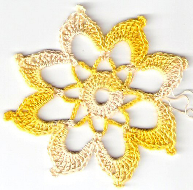 Ravelry: Flower Lace pattern by Weldons