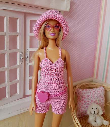 Ravelry: Elsa Barbie pattern by Odile Larranda