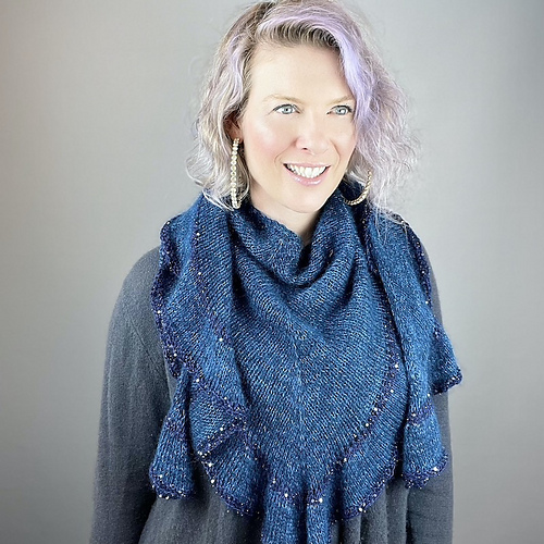 Ravelry: Virtual Hug Ruffled Shawlette (#269B) pattern by Atelier Yarns