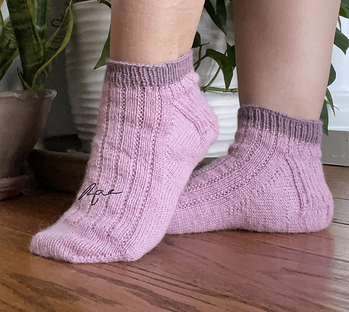 Ravelry: Flawless Socks pattern by Beatriz Rubio