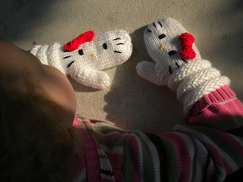 Ravelry: Hello Kitty Mittens pattern by Aunt Janet's Designs