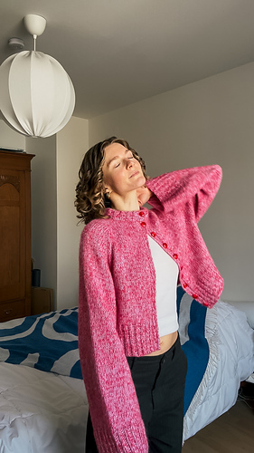 Ravelry: Berry Cardigan pattern by aurora studio