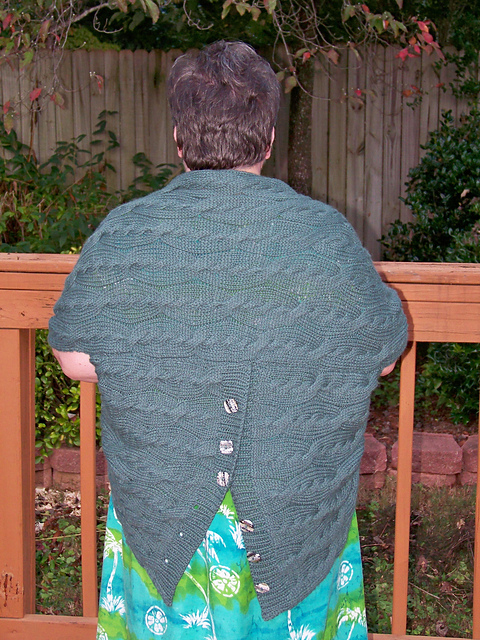 Ravelry: AvantaKnits' Button-Back Shrug