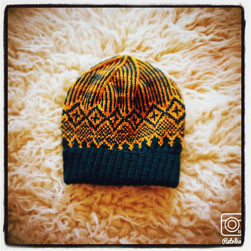 Ravelry: P.10 Nordic Hat pattern by Yoko Hatta (風工房)