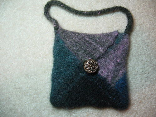 Ravelry: Entrelac Envelope Bag pattern by Anne Carroll Gilmour