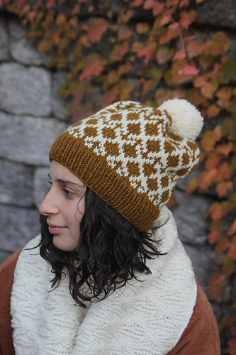 Ravelry: Applejack pattern by Thea Colman