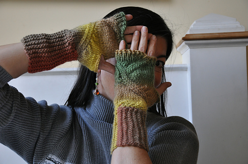Ravelry: Swerve pattern by Lee Meredith