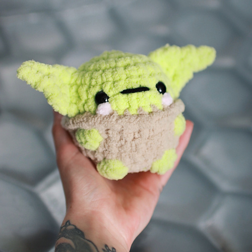 Ravelry: Low Sew Grogu Baby Yoda pattern by Bailey Leach