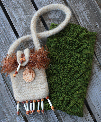 Ravelry: Bear Claw pattern by Mariana Martins