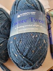 Ravelry: Plymouth Yarn Encore Tweed