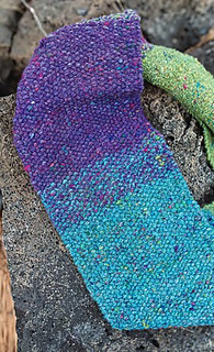 Ravelry: Torculus Cowl pattern by Christopher Kale