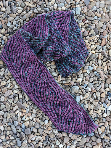 Ravelry: Meandering Flow Scarf (DK) pattern by bean.town.shu