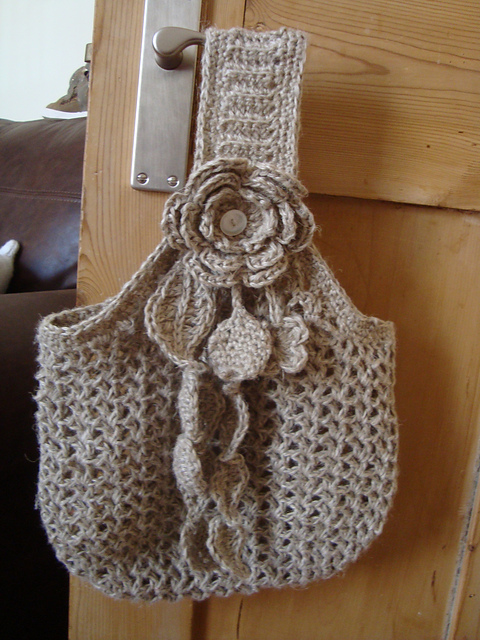Ravelry: Victorian Romance Purse pattern by Shelle Hendrix