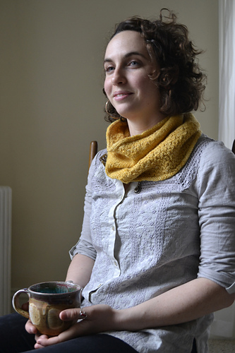 Ravelry: Lieselotte Cowl pattern by Beatrice Perron Dahlen