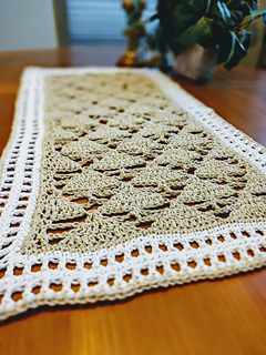 Ravelry: bekkfek's Alpine Table Runner