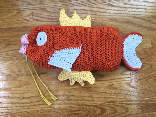Ravelry: Magikarp Switch Bag pattern by Belinda makes things!