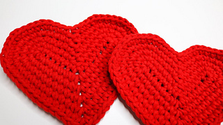 Ravelry: Heart Coaster pattern by Bella Coco Crochet