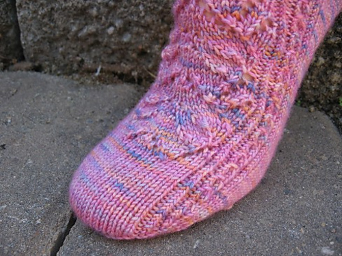 Ravelry: Kam Chu pattern by Adrienne Fong