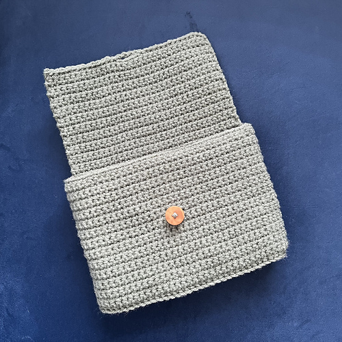 Ravelry: Paperback Book Cover pattern by Brigitte Martin