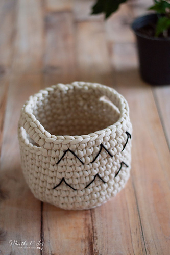 Ravelry: Custom Size Basket pattern by Bethany Dearden