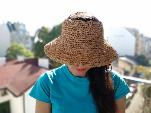 Ravelry: Hat "Tulip pattern by Larchenkova Olga