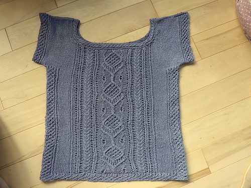 Ravelry: Cabri Shell pattern by Luise O'Neill