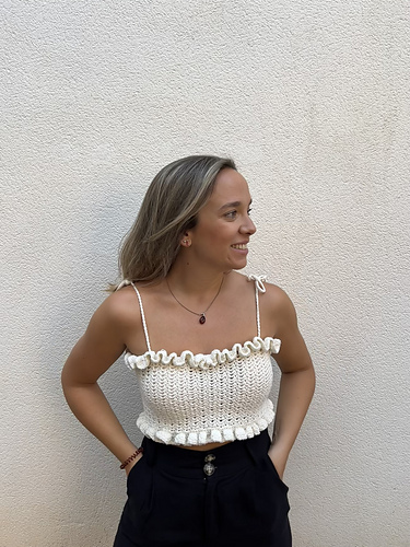Ravelry: Top Lira pattern by Almudena Gutierrez