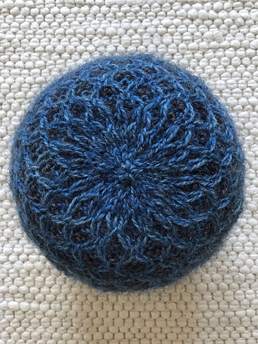 Ravelry: Veris I pattern by Natasja Hornby