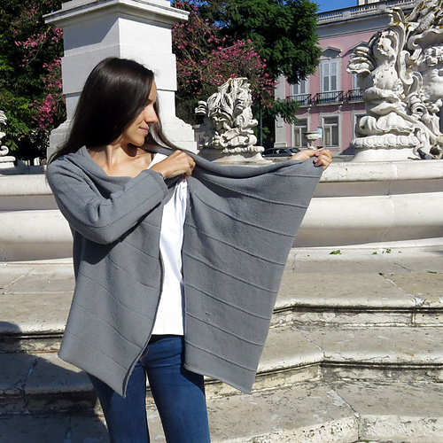 Ravelry: Mardi Cardi pattern by Ana Ramos