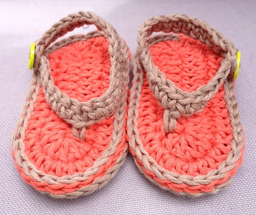Ravelry: Chubby Baby Flip-Flop Sandals pattern by Elizabeth Mareno