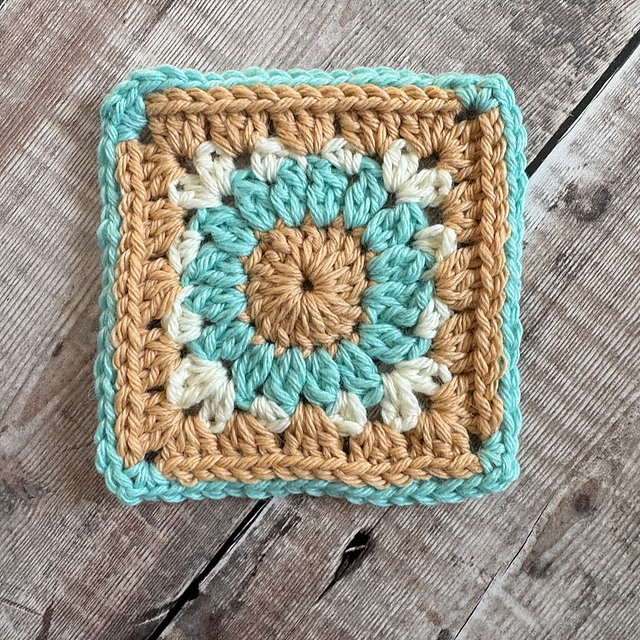 Ravelry: Memories Blanket Rustic Square pattern by Debbie Field