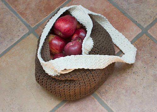 Ravelry: Shell Tote Bag, Market Bag pattern by Judy Stalus