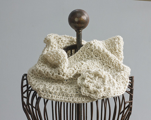 Ravelry: Easy Crochet Flower Cowl pattern by Judy Stalus
