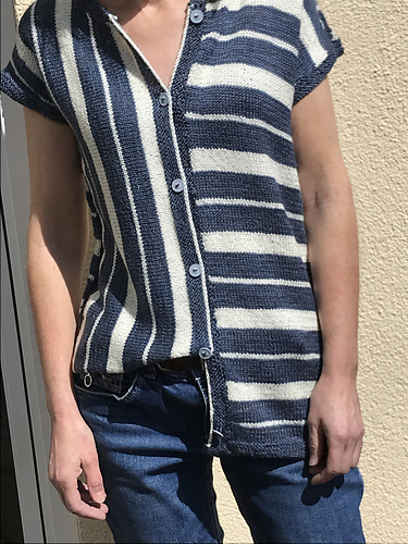 Ravelry: Dinner with my Captain pattern by Hinterm Stein