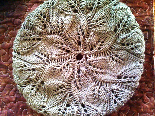 Ravelry: Leafy Rosette Beret pattern by Amy Jansen
