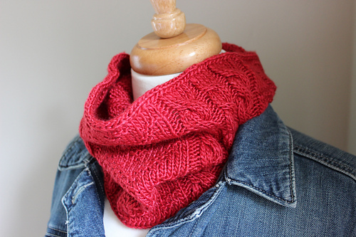 Ravelry: Baker Street Cowl pattern by Sarah H Arnold