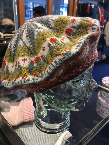 Ravelry: Star and Thistle Tam pattern by Catherine Wallace