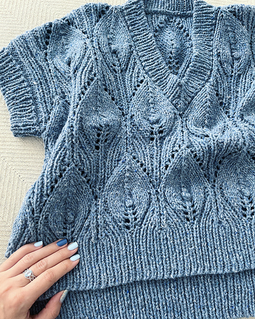 Ravelry: Bee Leaf Vest pattern by Ekaterina Filippova-Blanchard