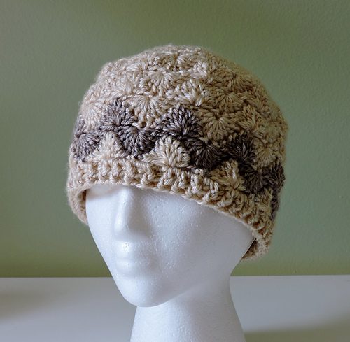 Ravelry: Chevron Hat pattern by Hannah Lewis